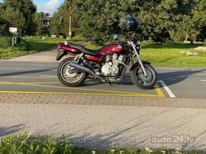 Хонда CB 750 1996 в Таллин, объемом двигателя 0.75 л и пробегом 31 тыс. км за 2600 €, фото 3 на AUTOMOTO.COM.LV