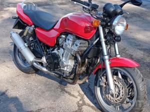 Honda CB 750 1997 Rīga, ar dzinēja tilpumu 0.75 L un nobraukumu 0 tūkst. km par 1250 €, foto 4 vietnē AUTOMOTO.COM.LV