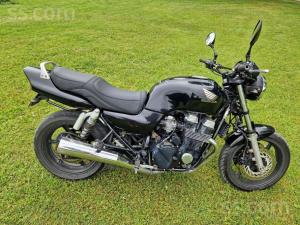 Хонда CB 750 1999 в Талси, объемом двигателя 0.75 л и пробегом 0 тыс. км за 1500 €, фото 2 на AUTOMOTO.COM.LV