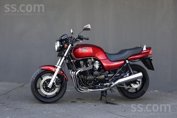 Honda CB 750 2003 Rīga, ar dzinēja tilpumu 0.75 L un nobraukumu 0 tūkst. km par 3450 €, foto 3 vietnē AUTOMOTO.COM.LV