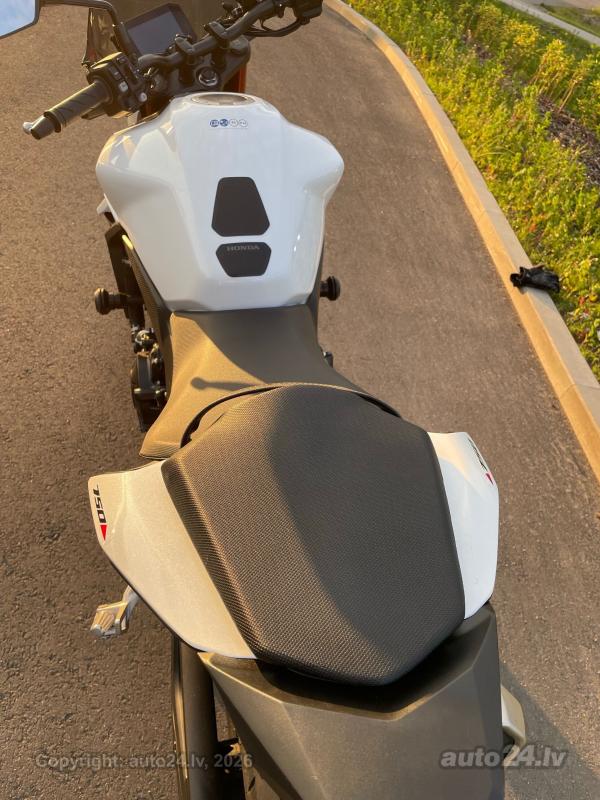 Honda CB 750 2023 in Tallinn, with an engine capacity of 0.76 L and mileage of 23 thousand km for 6700 €, photo 9 on AUTOMOTO.COM.LV