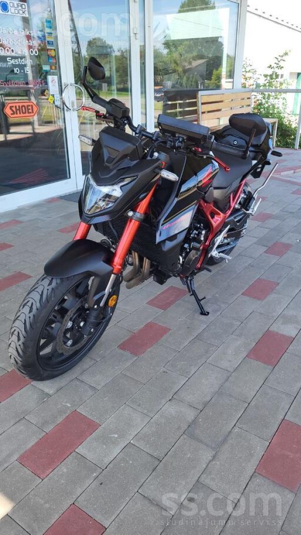 Хонда CB 750 2023 в Рига, объемом двигателя 0.75 л и пробегом 0 тыс. км за 7000 €, фото 1 на AUTOMOTO.COM.LV