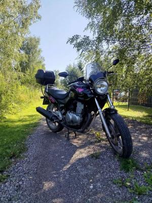 Black Honda CB 1993 in Vilnius, with an engine capacity of 0.50 L and mileage of 26 thousand km for 1450 €, photo  on AUTOMOTO.COM.LV
