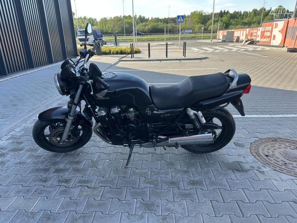 Melns Honda CB 2001 Kauņa, ar dzinēja tilpumu 0.75 L un nobraukumu 0 tūkst. km par 1400 €, foto 3 vietnē AUTOMOTO.COM.LV
