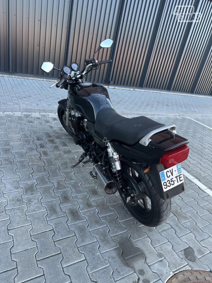 Melns Honda CB 2001 Kauņa, ar dzinēja tilpumu 0.75 L un nobraukumu 0 tūkst. km par 1400 €, foto 5 vietnē AUTOMOTO.COM.LV