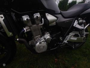 Melns Honda CB 2003 Akmenė, ar dzinēja tilpumu 1.30 L un nobraukumu 56 tūkst. km par 3350 €, foto 14 vietnē AUTOMOTO.COM.LV