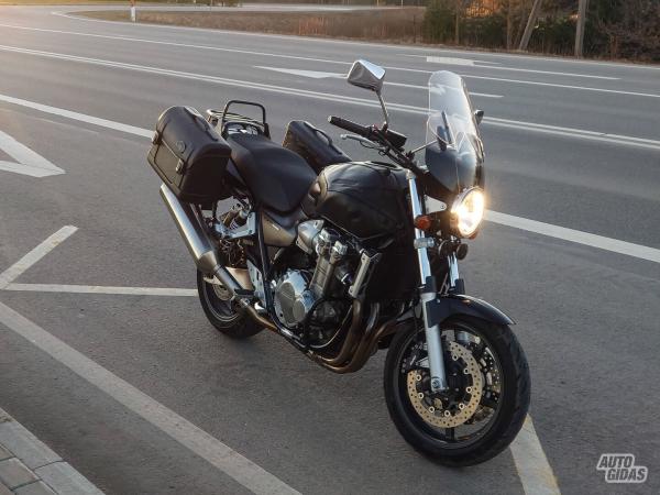 Melns Honda CB 2003 Akmenė, ar dzinēja tilpumu 1.30 L un nobraukumu 57 tūkst. km par 3850 €, foto 2 vietnē AUTOMOTO.COM.LV