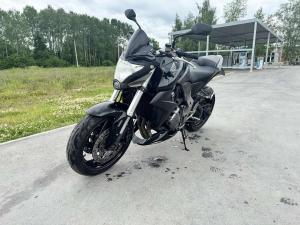 Melns Honda CB 2008 Naujoji Akmenė, ar dzinēja tilpumu 1.00 L un nobraukumu 29 tūkst. km par 3200 €, foto 5 vietnē AUTOMOTO.COM.LV