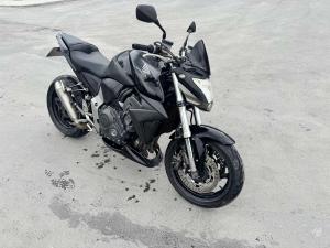 Melns Honda CB 2008 Naujoji Akmenė, ar dzinēja tilpumu 1.00 L un nobraukumu 29 tūkst. km par 3200 €, foto 7 vietnē AUTOMOTO.COM.LV