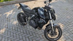 Black Honda CB 2010 in Kaunas, with an engine capacity of 1.00 L and mileage of 49 thousand km for 4700 €, photo 4 on AUTOMOTO.COM.LV