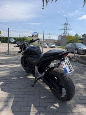 Melns Honda CB 2011 Kauņa, ar dzinēja tilpumu 0.60 L un nobraukumu 46 tūkst. km par 3800 €, foto 5 vietnē AUTOMOTO.COM.LV