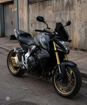 Black Honda CB 2013 in Klaipeda, with an engine capacity of 1.00 L and mileage of 63 thousand km for 4500 €, photo  on AUTOMOTO.COM.LV