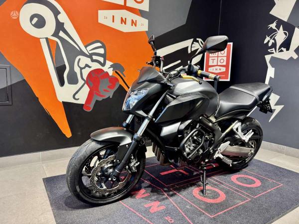 Melns Honda CB 2015 Viļņa, ar dzinēja tilpumu 0.65 L un nobraukumu 14 tūkst. km par 4199 €, foto 3 vietnē AUTOMOTO.COM.LV