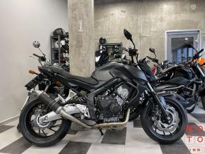Black Honda CB 2015 in Riga, with an engine capacity of 0.65 L and mileage of 14 thousand km for 4199 €, photo 5 on AUTOMOTO.COM.LV