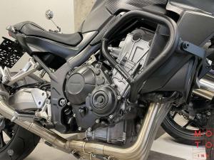 Black Honda CB 2015 in Riga, with an engine capacity of 0.65 L and mileage of 14 thousand km for 4199 €, photo 9 on AUTOMOTO.COM.LV
