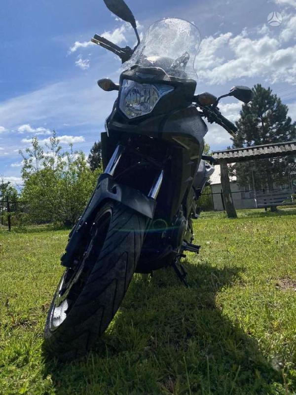 Melns Honda CB 2015 Vilkaviškis, ar dzinēja tilpumu 0.50 L un nobraukumu 40 tūkst. km par 3750 €, foto 1 vietnē AUTOMOTO.COM.LV