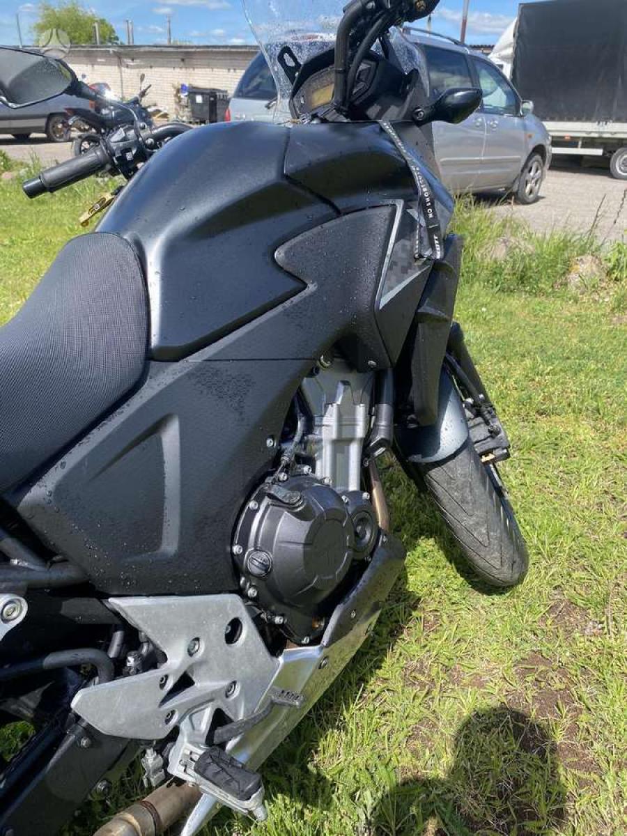 Melns Honda CB 2015 Vilkaviškis, ar dzinēja tilpumu 0.50 L un nobraukumu 40 tūkst. km par 3750 €, foto 6 vietnē AUTOMOTO.COM.LV