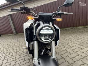 Melns Honda CB 2018 Prienai, ar dzinēja tilpumu 0.13 L un nobraukumu 17 tūkst. km par 2750 €, foto 16 vietnē AUTOMOTO.COM.LV
