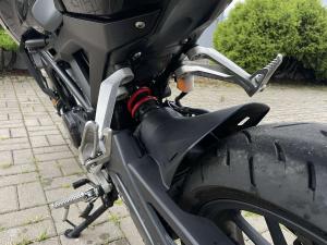 Black Honda CB 2018 in Vilnius, with an engine capacity of 0.13 L and mileage of 8 thousand km for 3490 €, photo 21 on AUTOMOTO.COM.LV