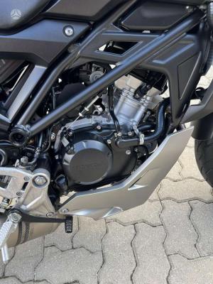 Melns Honda CB 2018 Prienai, ar dzinēja tilpumu 0.13 L un nobraukumu 12 tūkst. km par 3050 €, foto 16 vietnē AUTOMOTO.COM.LV