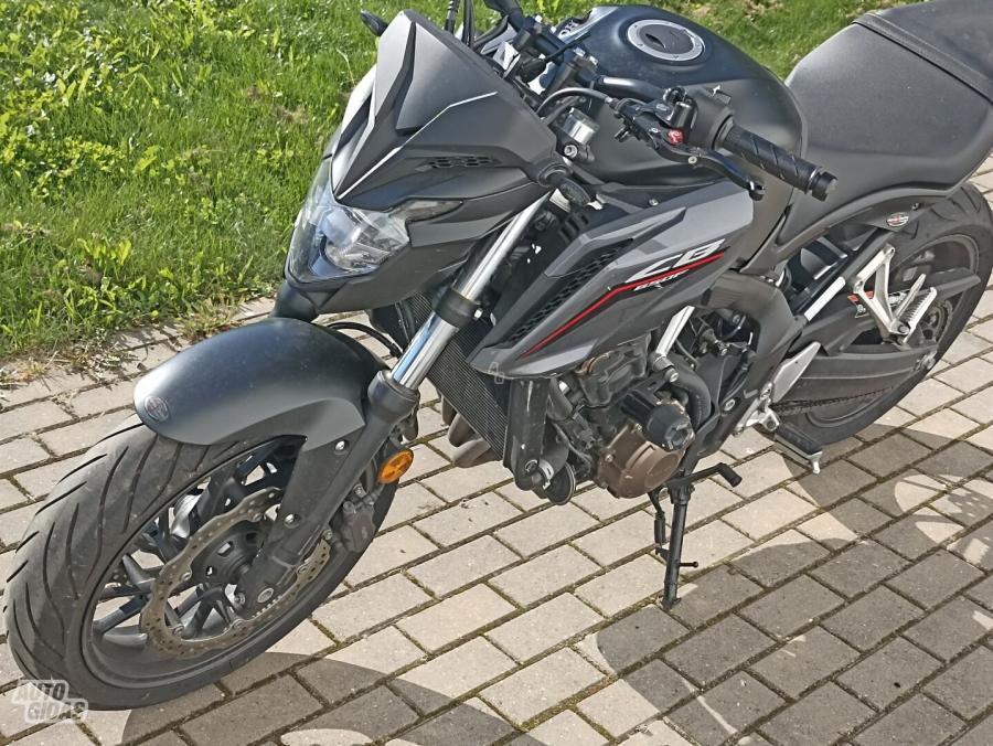 Black Honda CB 2018 in Kaunas, with an engine capacity of 0.65 L and mileage of 3 thousand km for 4100 €, photo 7 on AUTOMOTO.COM.LV