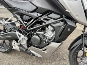 Melns Honda CB 2019 Viļņa, ar dzinēja tilpumu 0.13 L un nobraukumu 18 tūkst. km par 3199 €, foto 14 vietnē AUTOMOTO.COM.LV