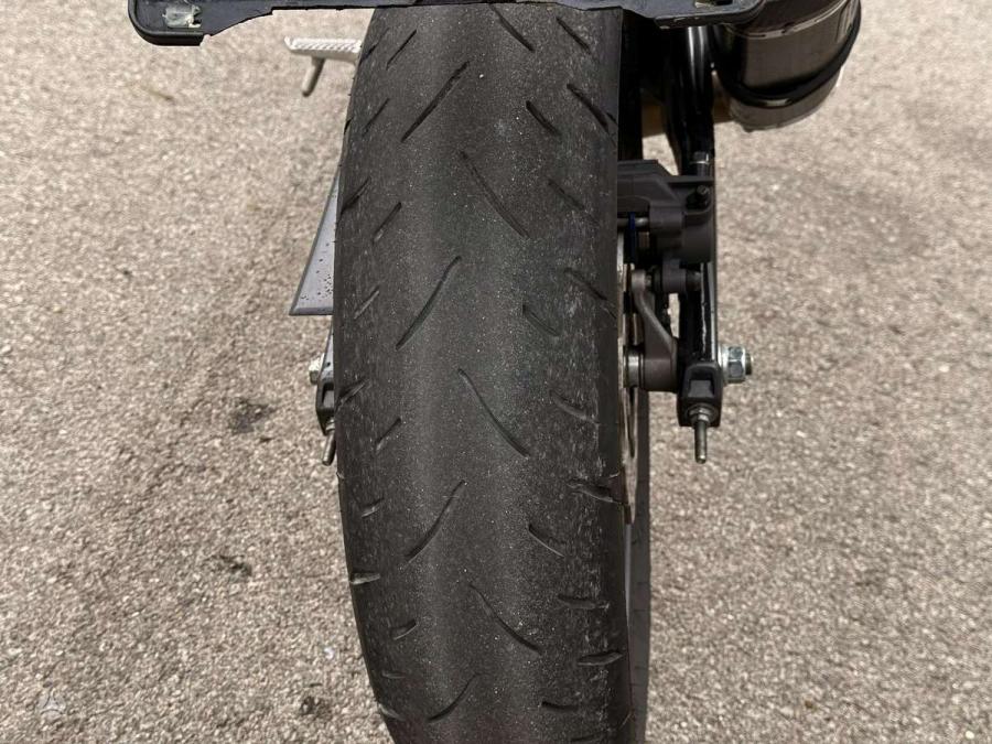 Melns Honda CB 2019 Jurbarkas, ar dzinēja tilpumu 0.13 L un nobraukumu 18 tūkst. km par 3000 €, foto 10 vietnē AUTOMOTO.COM.LV
