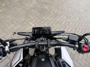 Black Honda CB 2020 in Prienai, with an engine capacity of 0.13 L and mileage of 11 thousand km for 2850 €, photo 16 on AUTOMOTO.COM.LV