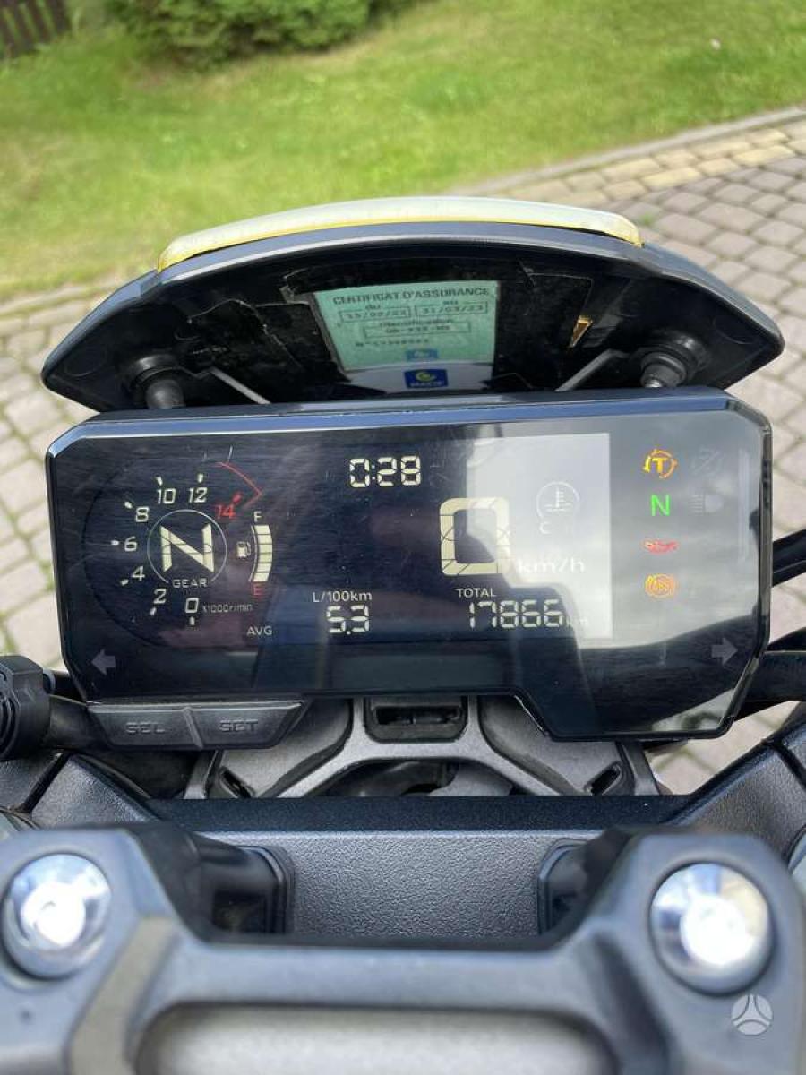 Melns Honda CB 2021 Kauņa, ar dzinēja tilpumu 0.65 L un nobraukumu 18 tūkst. km par 6400 €, foto 6 vietnē AUTOMOTO.COM.LV