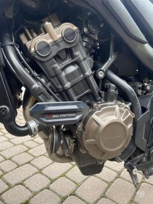 Melns Honda CB 2021 Kauņa, ar dzinēja tilpumu 0.65 L un nobraukumu 18 tūkst. km par 6400 €, foto 14 vietnē AUTOMOTO.COM.LV