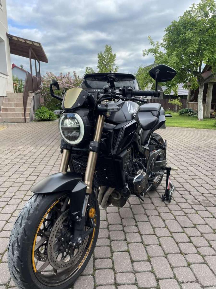 Melns Honda CB 2021 Kauņa, ar dzinēja tilpumu 0.65 L un nobraukumu 18 tūkst. km par 6400 €, foto 20 vietnē AUTOMOTO.COM.LV