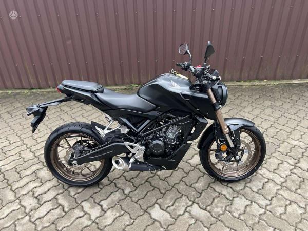 Melns Honda CB 2022 Prienai, ar dzinēja tilpumu 0.13 L un nobraukumu 4 tūkst. km par 3350 €, foto 5 vietnē AUTOMOTO.COM.LV