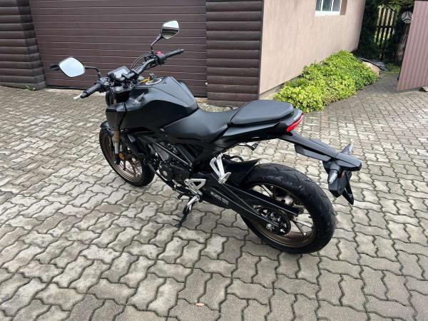 Melns Honda CB 2022 Prienai, ar dzinēja tilpumu 0.13 L un nobraukumu 4 tūkst. km par 3350 €, foto 7 vietnē AUTOMOTO.COM.LV