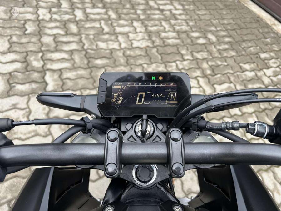 Melns Honda CB 2022 Prienai, ar dzinēja tilpumu 0.13 L un nobraukumu 4 tūkst. km par 3350 €, foto 11 vietnē AUTOMOTO.COM.LV