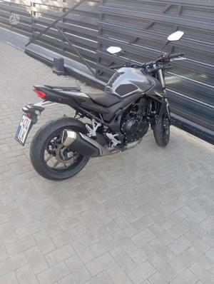 Melns Honda CB 2023 Viļņa, ar dzinēja tilpumu 0.75 L un nobraukumu 3 tūkst. km par 4850 €, foto 14 vietnē AUTOMOTO.COM.LV