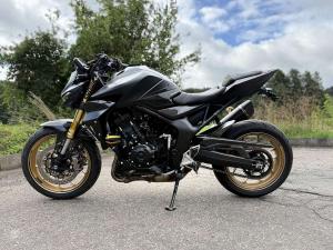 Melns Honda CB 2025 Viļņa, ar dzinēja tilpumu 1.00 L un nobraukumu 11 tūkst. km par 6990 €, foto 3 vietnē AUTOMOTO.COM.LV