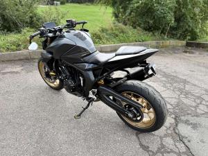 Melns Honda CB 2025 Viļņa, ar dzinēja tilpumu 1.00 L un nobraukumu 11 tūkst. km par 6990 €, foto 4 vietnē AUTOMOTO.COM.LV