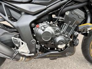 Melns Honda CB 2025 Viļņa, ar dzinēja tilpumu 1.00 L un nobraukumu 11 tūkst. km par 6990 €, foto 10 vietnē AUTOMOTO.COM.LV
