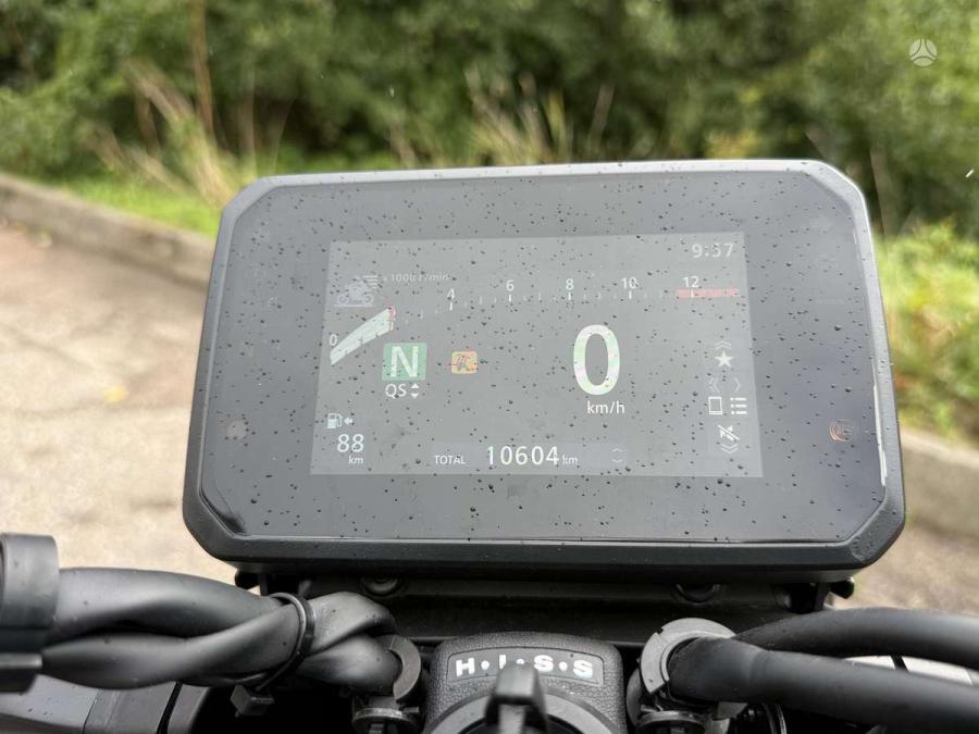 Melns Honda CB 2025 Viļņa, ar dzinēja tilpumu 1.00 L un nobraukumu 11 tūkst. km par 6990 €, foto 16 vietnē AUTOMOTO.COM.LV