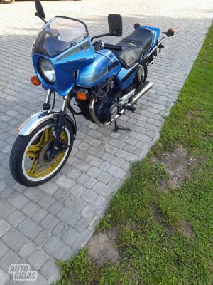 Blue Honda CB 1981 in Marijampole, with an engine capacity of 0.40 L and mileage of 67 thousand km for 850 €, photo  on AUTOMOTO.COM.LV