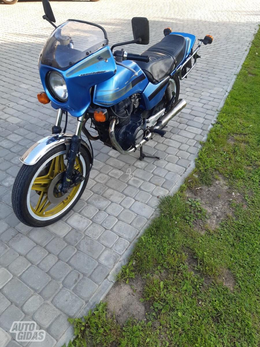 Zils Honda CB 1981 Marijampole, ar dzinēja tilpumu 0.40 L un nobraukumu 67 tūkst. km par 850 €, foto 1 vietnē AUTOMOTO.COM.LV