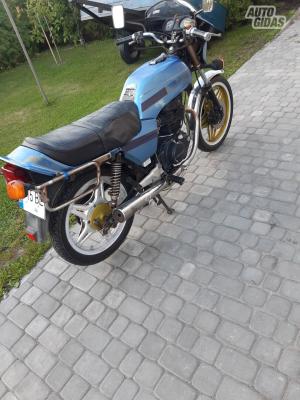 Zils Honda CB 1981 Marijampole, ar dzinēja tilpumu 0.40 L un nobraukumu 67 tūkst. km par 850 €, foto 4 vietnē AUTOMOTO.COM.LV