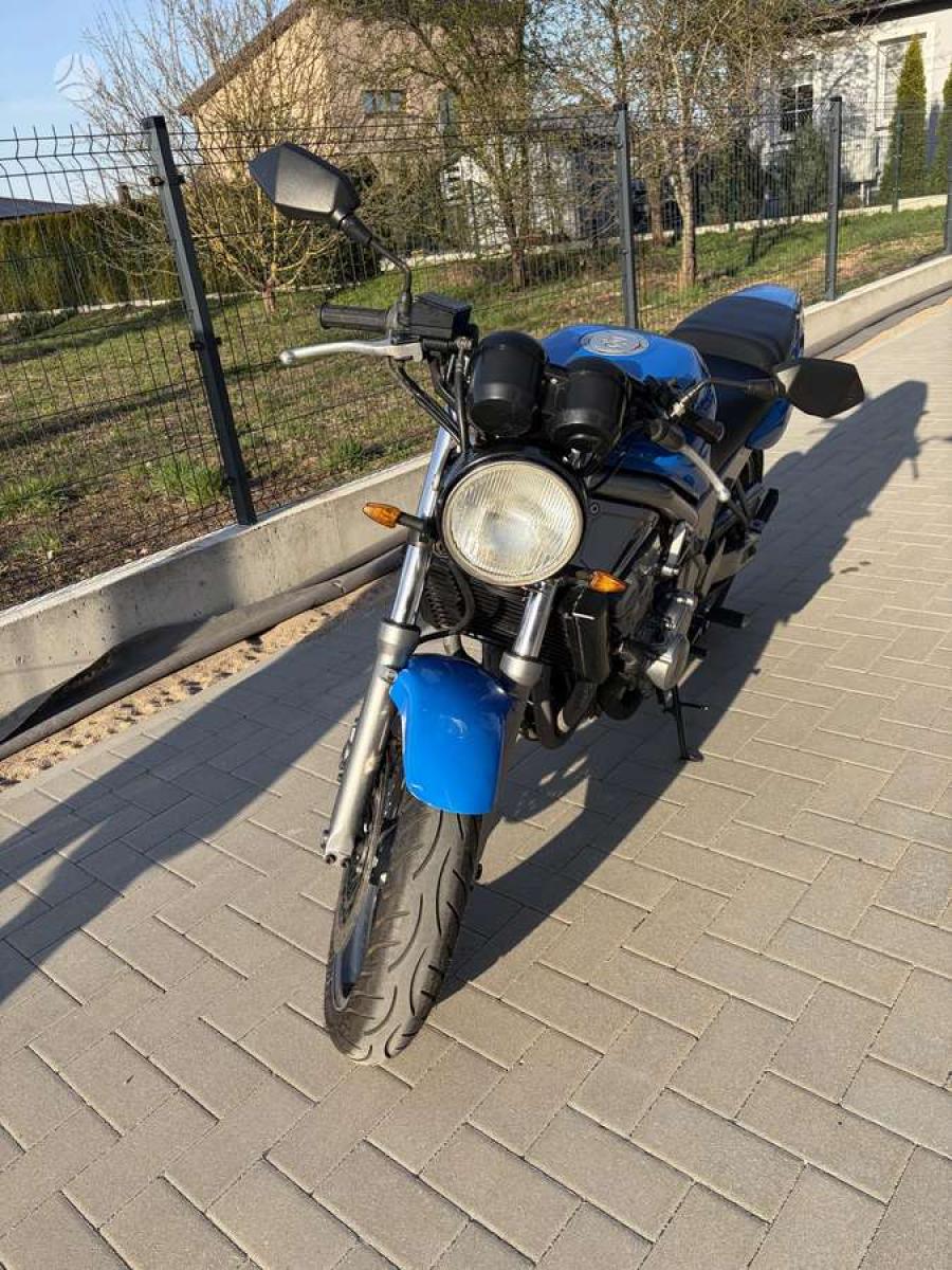 Zils Honda CB 1989 Kauņa, ar dzinēja tilpumu 0.40 L un nobraukumu 55 tūkst. km par 1300 €, foto 7 vietnē AUTOMOTO.COM.LV