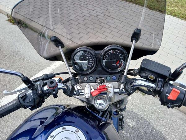 Honda CB 1995 in Siauliai on AUTOMOTO.COM.LV Blue Honda CB 1995 in Siauliai, with an engine capacity of 0.75 L and mileage of 39 thousand km for 2200 €, photo 3 on AUTOMOTO.COM.LV