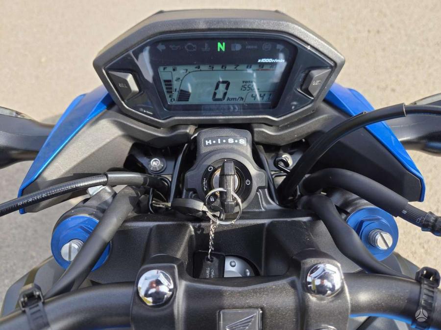 Blue Honda CB 2019 in Marijampole, with an engine capacity of 0.50 L and mileage of 2 thousand km for 6300 €, photo 10 on AUTOMOTO.COM.LV