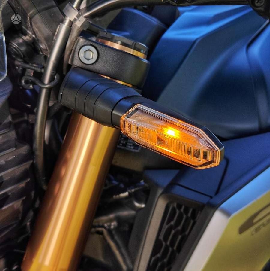 Zils Honda CB 2022 Druskininkai, ar dzinēja tilpumu 0.65 L un nobraukumu 8 tūkst. km par 6550 €, foto 14 vietnē AUTOMOTO.COM.LV