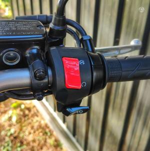 Zils Honda CB 2022 Druskininkai, ar dzinēja tilpumu 0.65 L un nobraukumu 8 tūkst. km par 6550 €, foto 19 vietnē AUTOMOTO.COM.LV