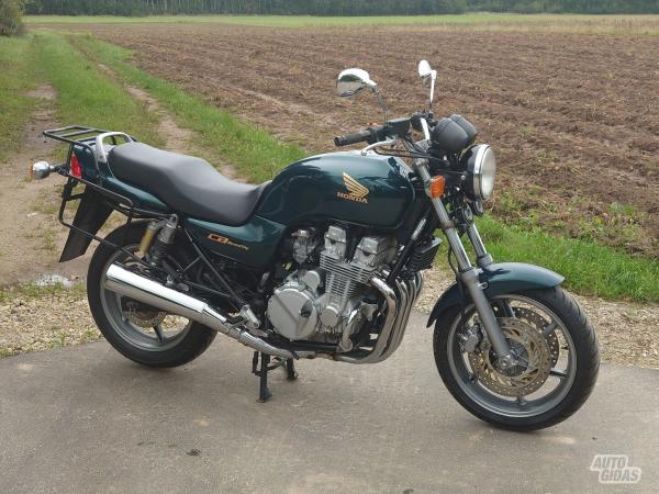 Zaļš Honda CB 1992 Akmenė, ar dzinēja tilpumu 0.75 L un nobraukumu 55 tūkst. km par 1800 €, foto 5 vietnē AUTOMOTO.COM.LV