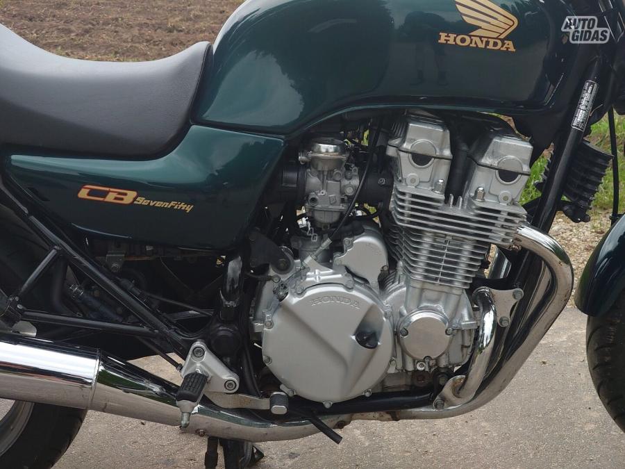 Zaļš Honda CB 1992 Akmenė, ar dzinēja tilpumu 0.75 L un nobraukumu 55 tūkst. km par 1800 €, foto 6 vietnē AUTOMOTO.COM.LV