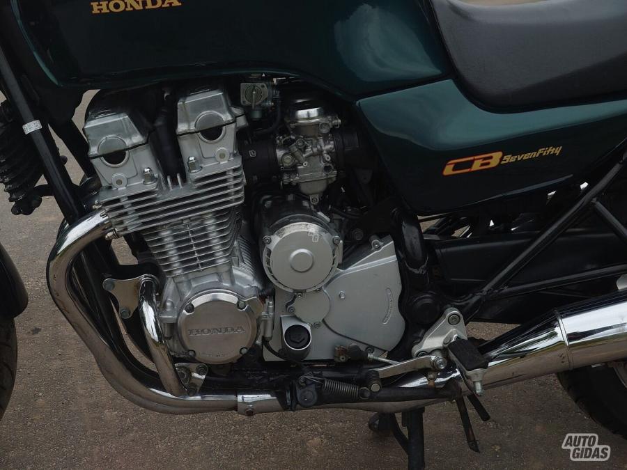 Zaļš Honda CB 1992 Akmenė, ar dzinēja tilpumu 0.75 L un nobraukumu 55 tūkst. km par 1800 €, foto 7 vietnē AUTOMOTO.COM.LV